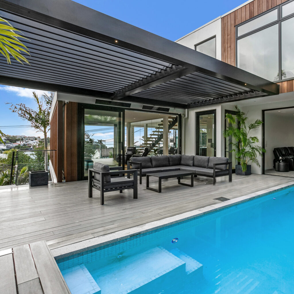 Motorised Louvre Roofs - Stylish & Adjustable | EXO Louvre Systems